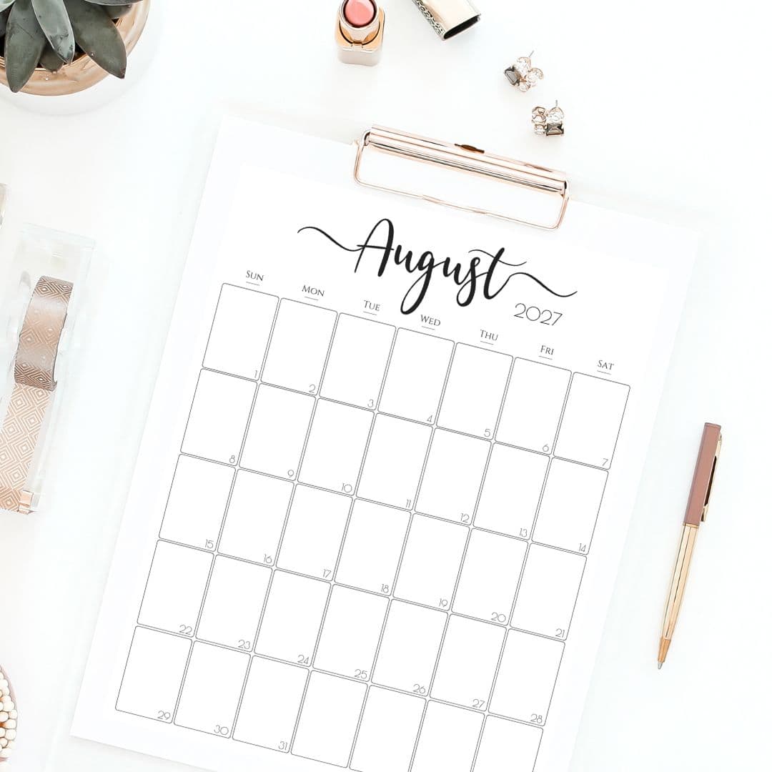 Aesthetic Printable Vertical Calendar 2027 by Saturday Gift